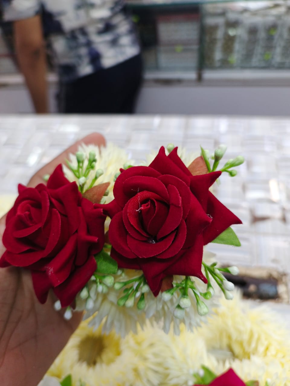 2 Pcs/Pair New Design Artificial flowers Gajra Kangan – Shine with MA